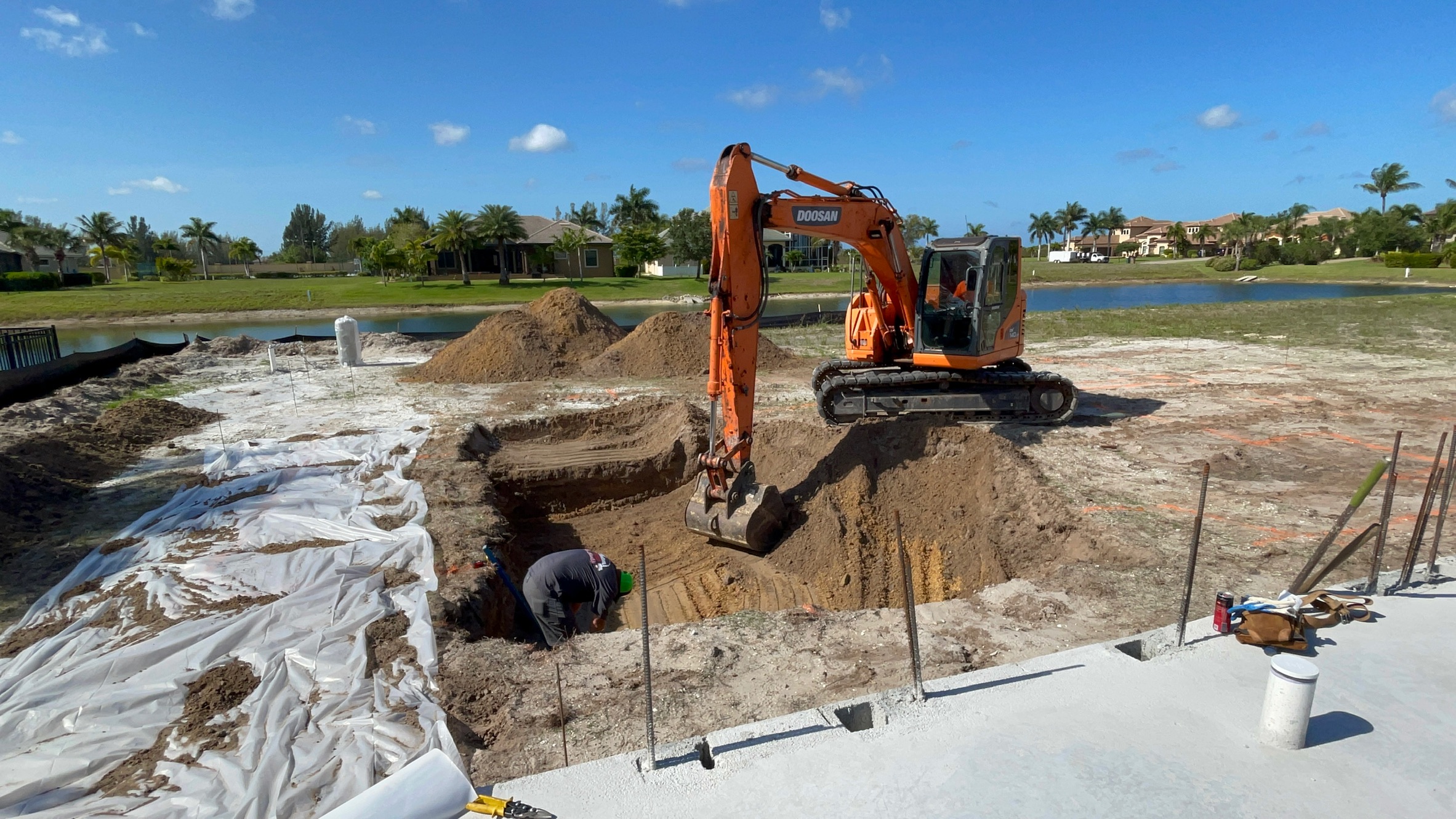 Building Process - Sunset Pools