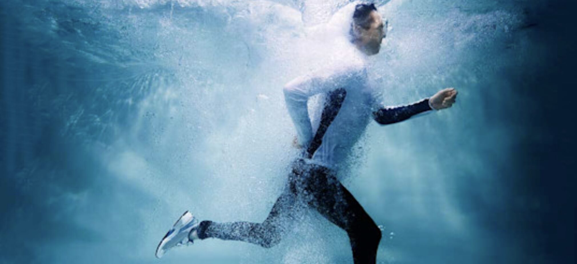 Underwater Running - Sunset Pools